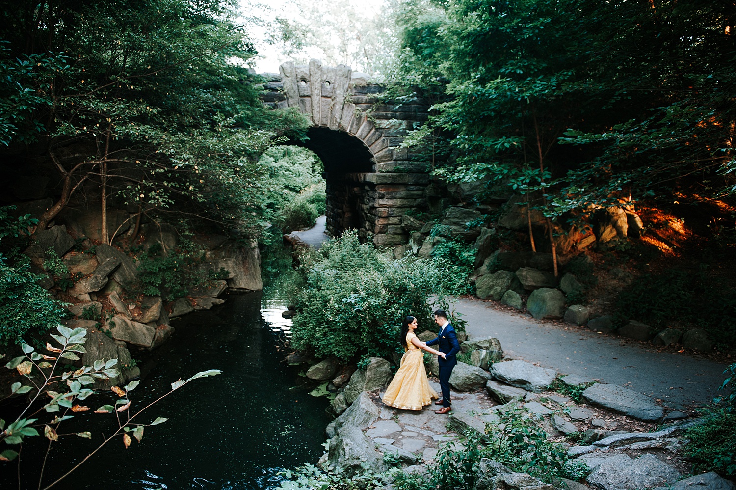 A Guide to Unique Locations to Elope in NYC | Eloping Is Fun