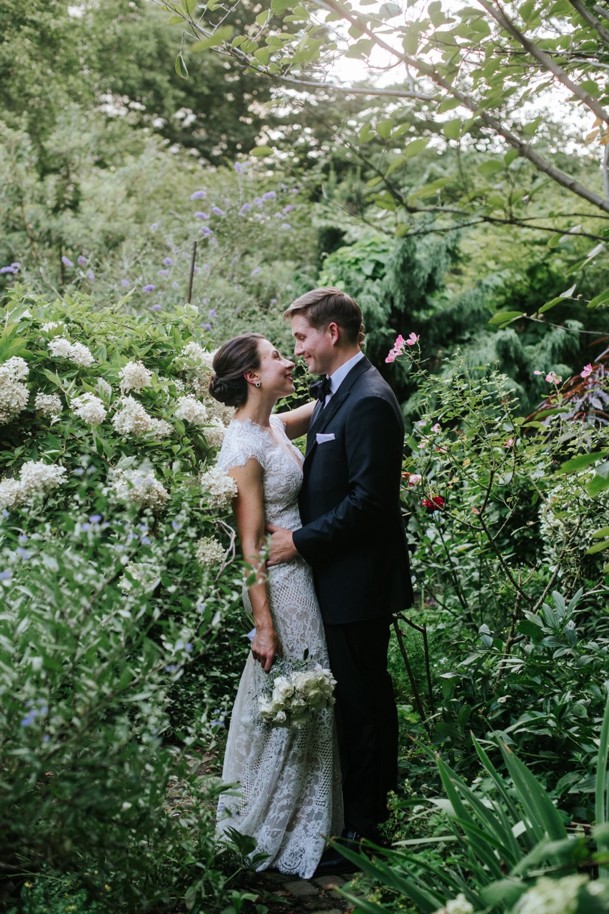 A Guide to Unique Locations to Elope in NYC | Eloping Is Fun